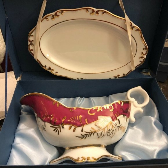 CIB | Accents | Vintage Porcelain Vase Service Wear Set Platter Creamer ...